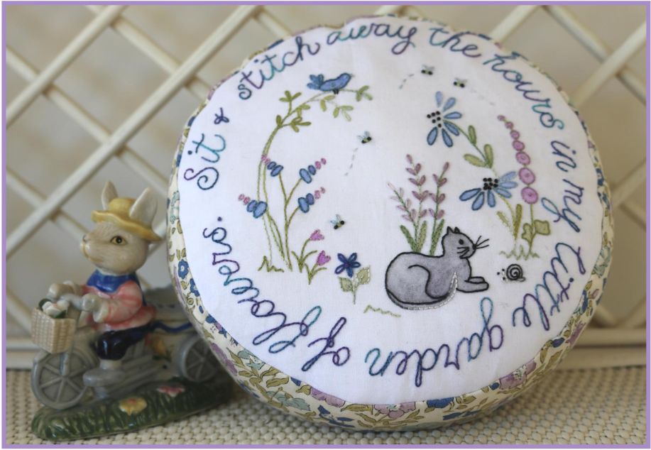 Stitching in the Garden – Petals & Patches